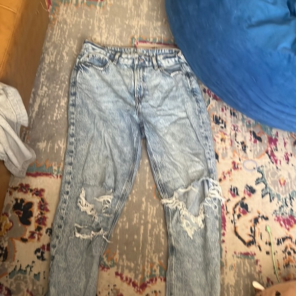 American Eagle Outfitters | Jeans | Light Wash High Rise Ripped ...